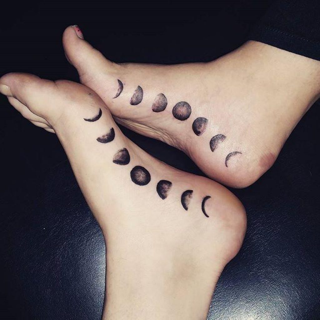 65 Tatuagens de Lua com Fotos e Desenhos Incríveis!