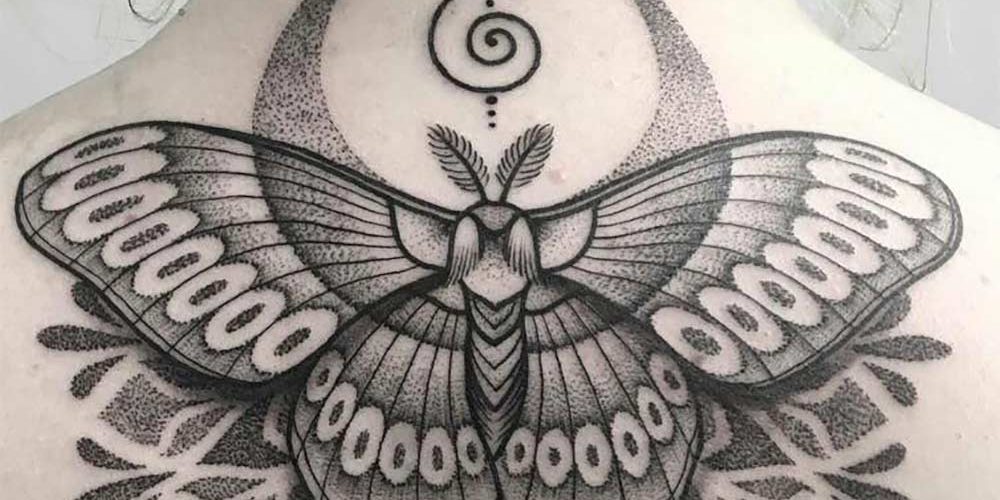 Tatuagem na nuca: símbolos, estilos e 60 fotos inspiradoras - Minha ...