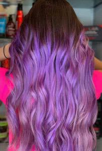 Cabelo roxo: tonalidades, cuidados, como pintar e 50 fotos