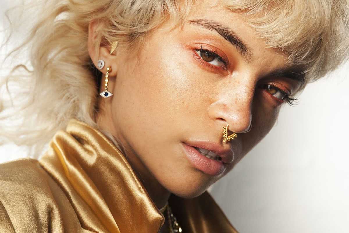 Piercing no septo: dói? quanto custa, tipos e fotos para escolher o seu