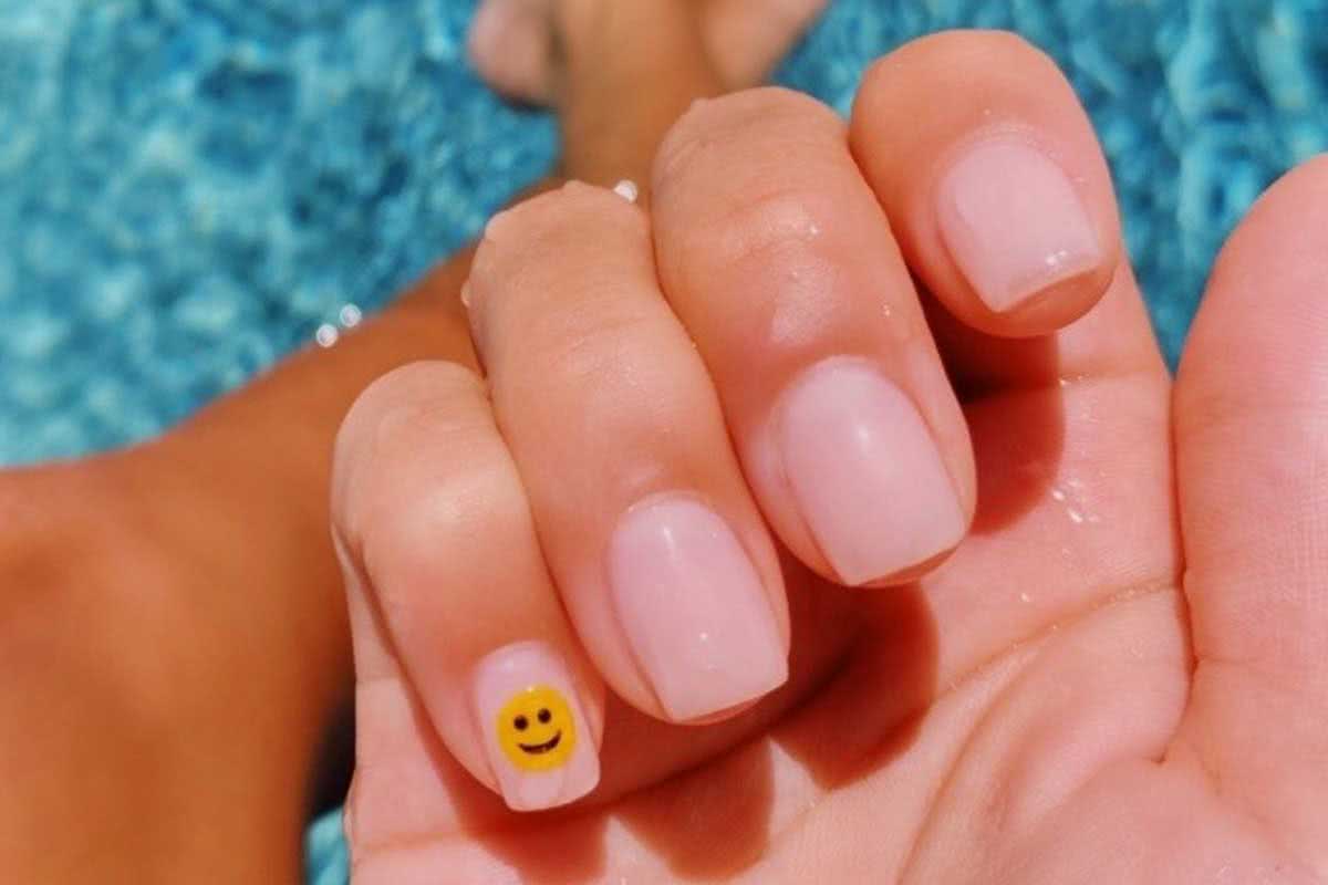 Unhas decoradas simples: como fazer e 50 fotos lindas para se inspirar