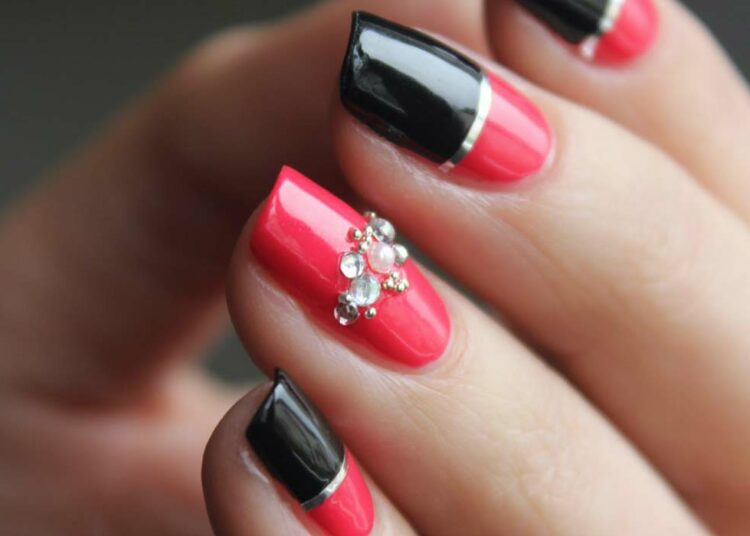 Unhas simples: tutoriais passo a passo e 50 fotos perfeitas